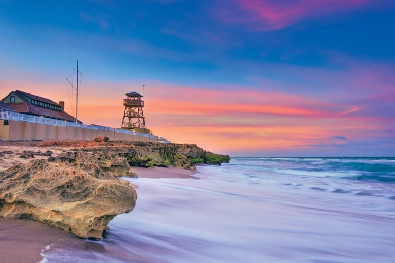 15 Best Beach Towns on the East Coast of Florida - Treasure Coast