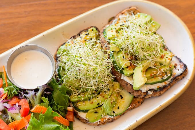 Stringers Tavern & Oyster Bar - Treasure Coast