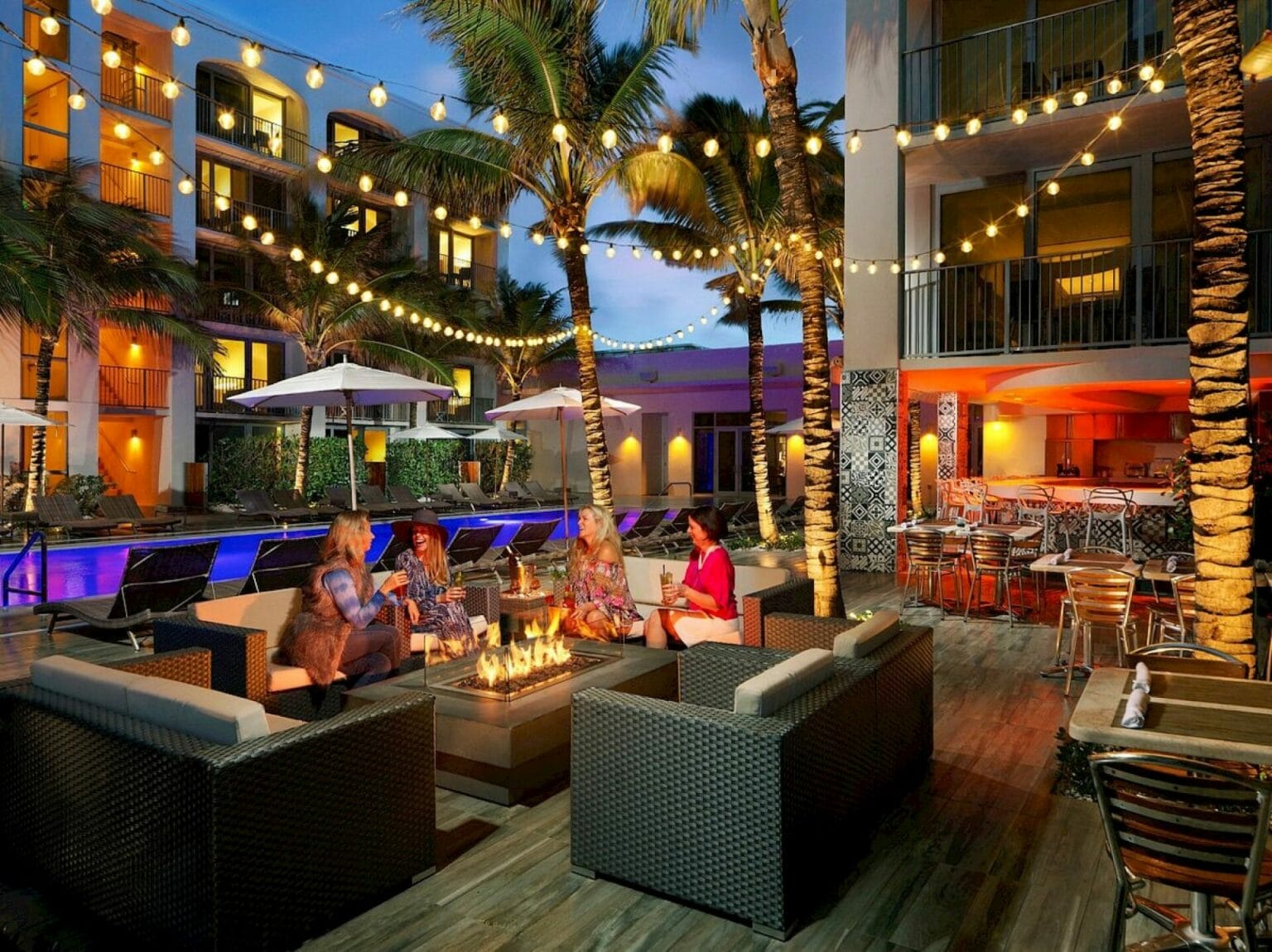 Best Vero Beach Happy Hour Spots - Treasure Coast