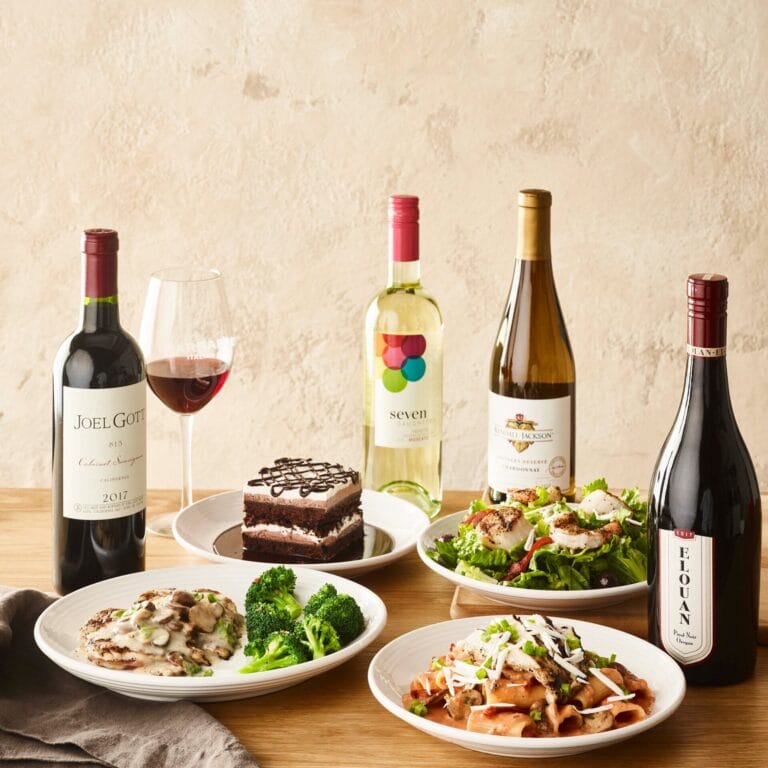 Ultimate Guide to the Best Happy Hour in Stuart, Florida - Treasure Coast