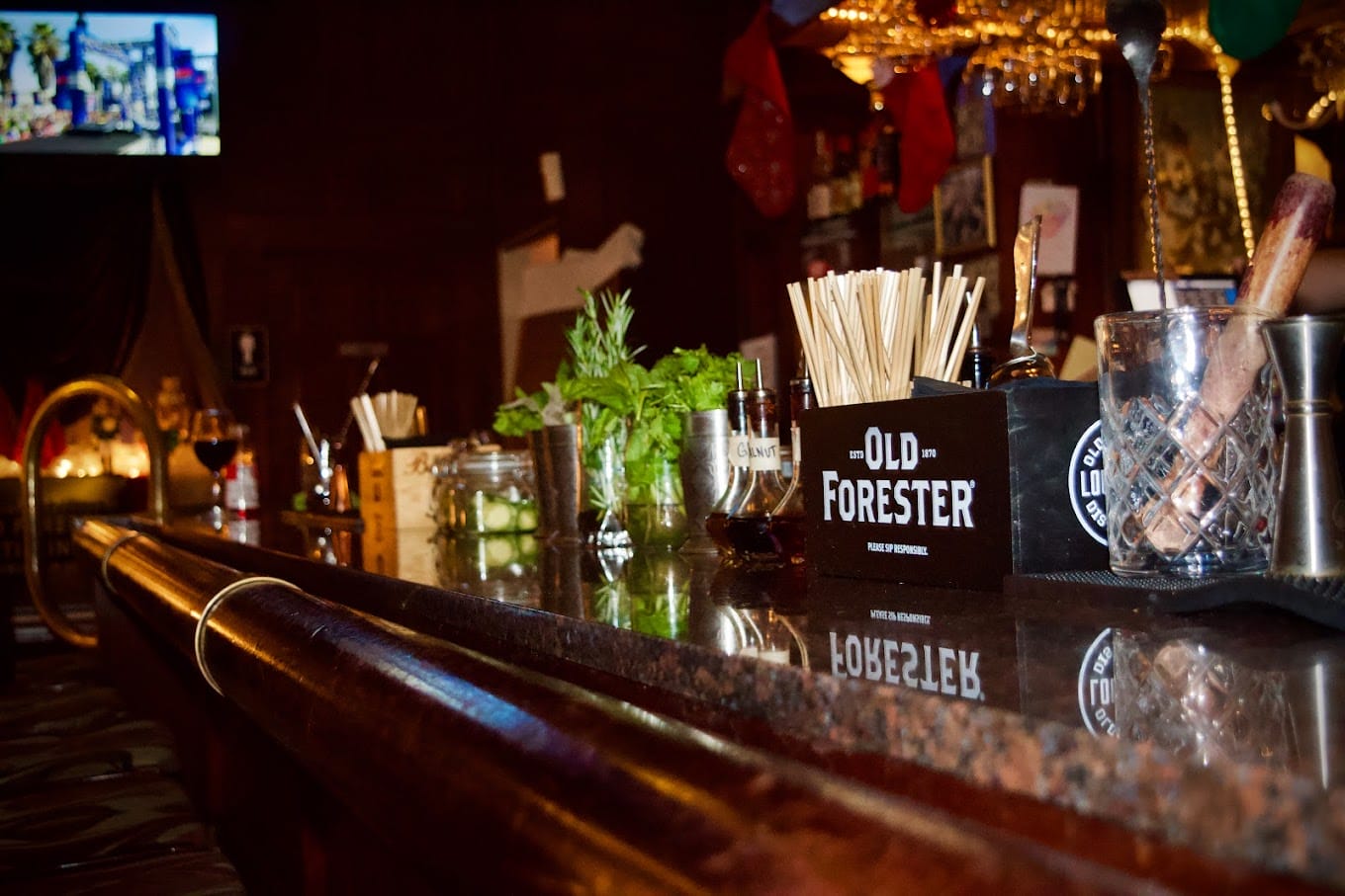 Ultimate Guide to the Best Happy Hour in Stuart, Florida - Treasure Coast