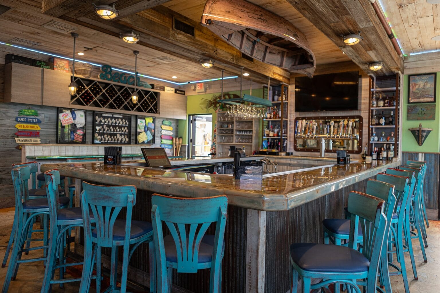 The Best Jensen Beach Happy Hour Spots - Treasure Coast
